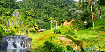 Camps International: Discover Costa Rica | Explorica